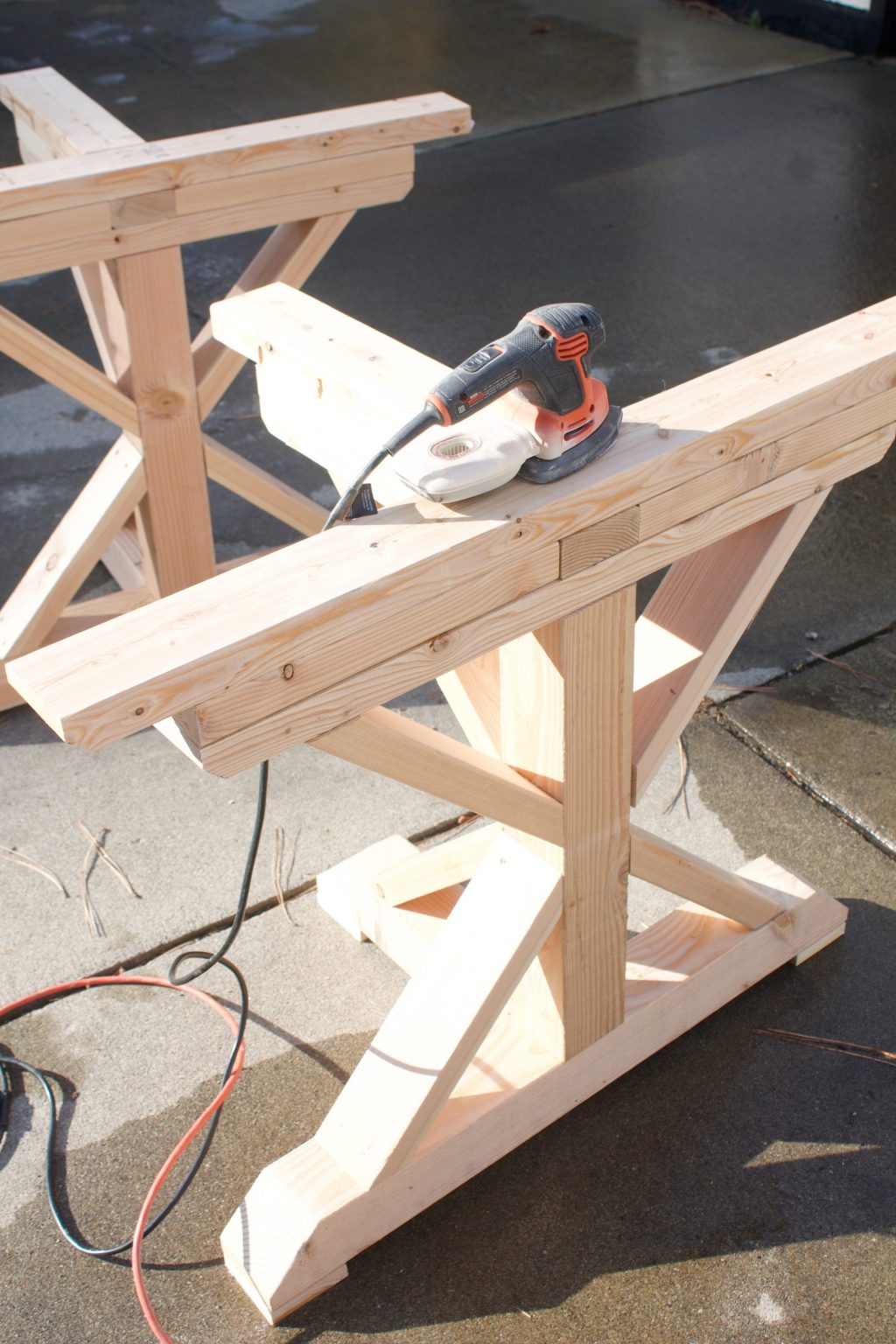 Staining Furniture How To | How We Stained and Sealed Our Pine Table