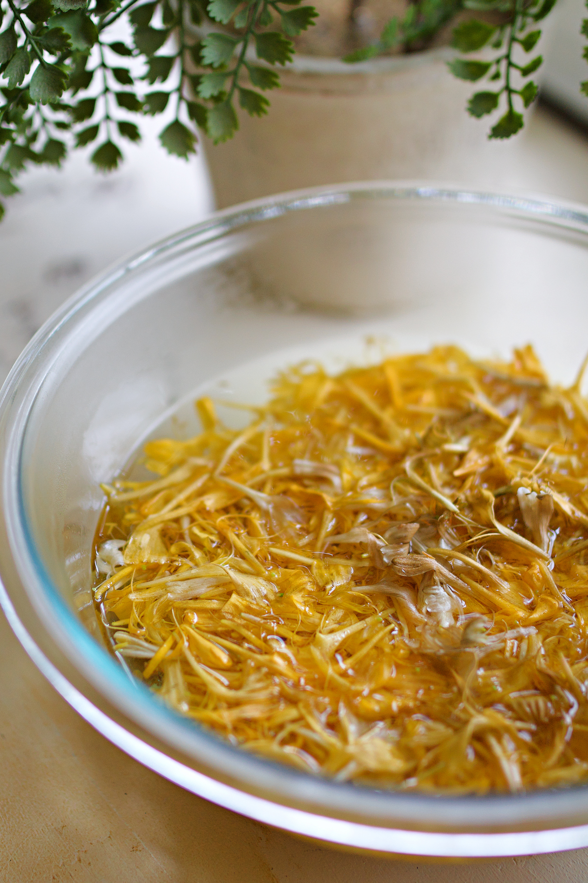 Honeysuckle Jam Recipe: The Flavor of Summer in a Jar